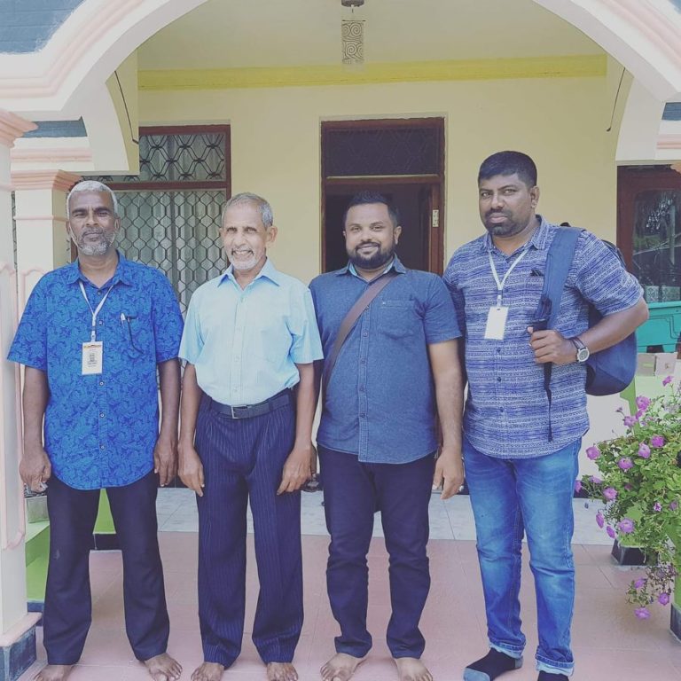 Hamad School ge dharivarun S. Atholhu School ah ziyarah koffi - AO News